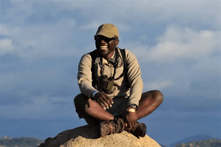 Zimbabwe Safari Guide - Wild Spoor Safaris